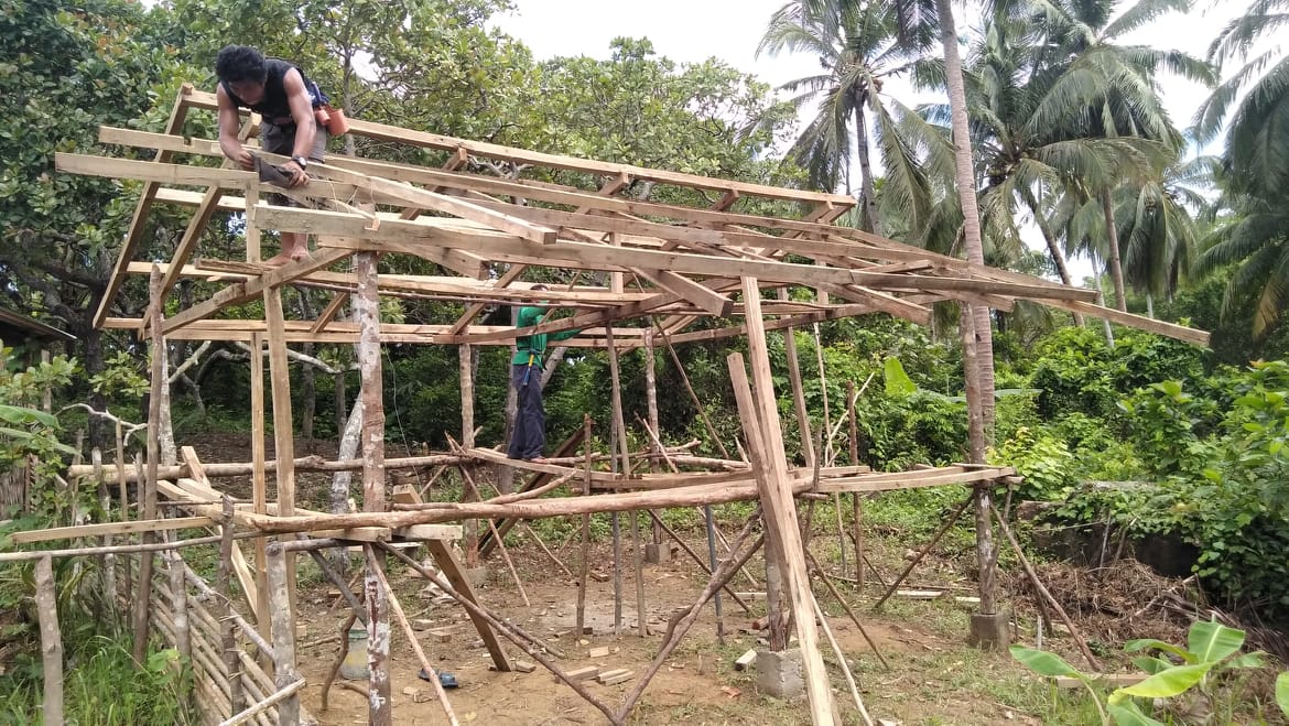 Kalawili new pig farm under construction - Kalawili Permaculture Palawan